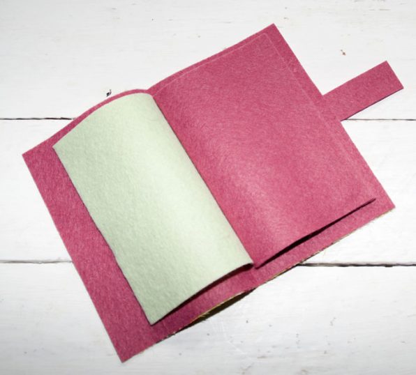 Make Your Own Needle Case Tutorial 4024